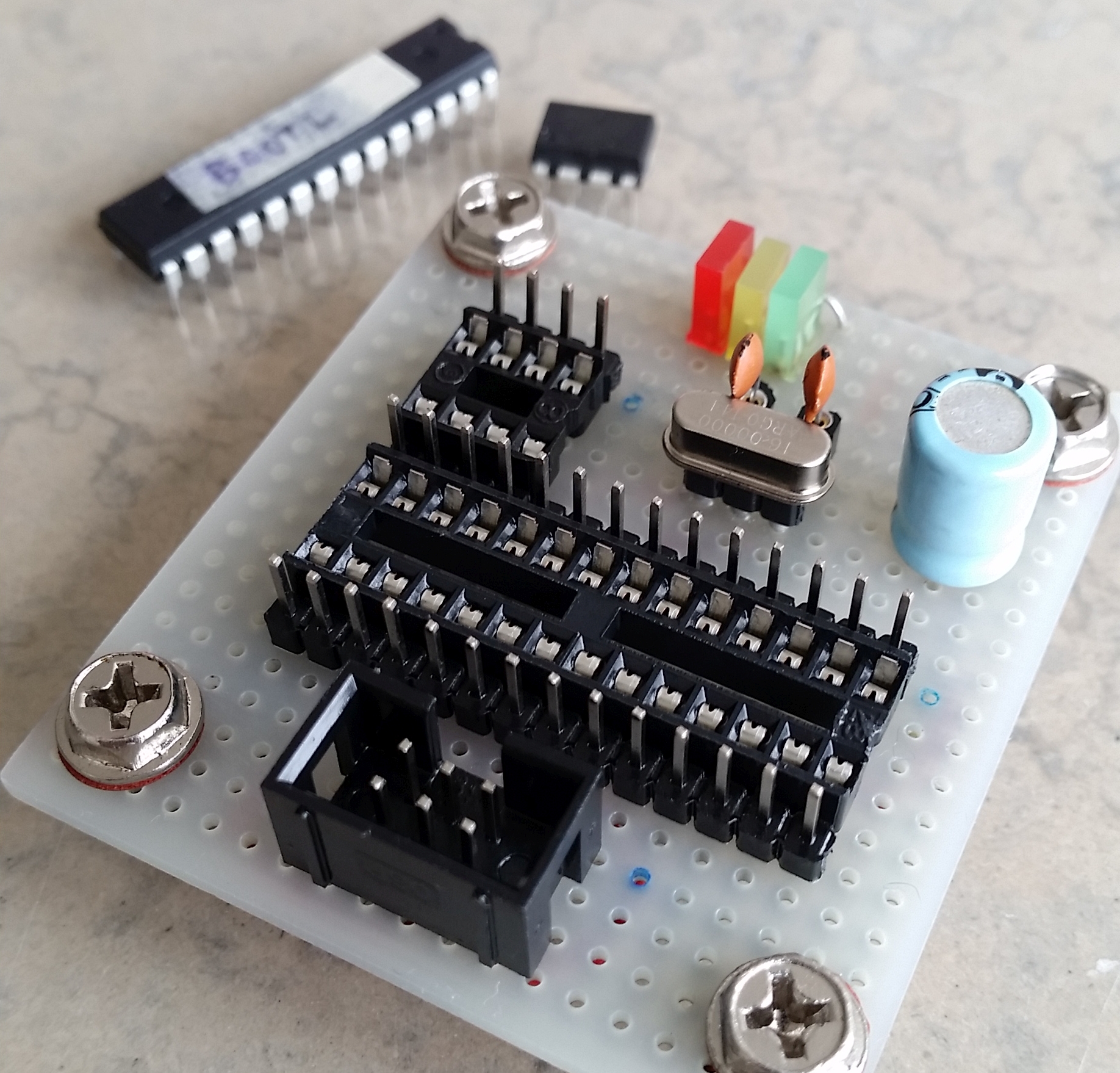 AVR Programming Board | aramices