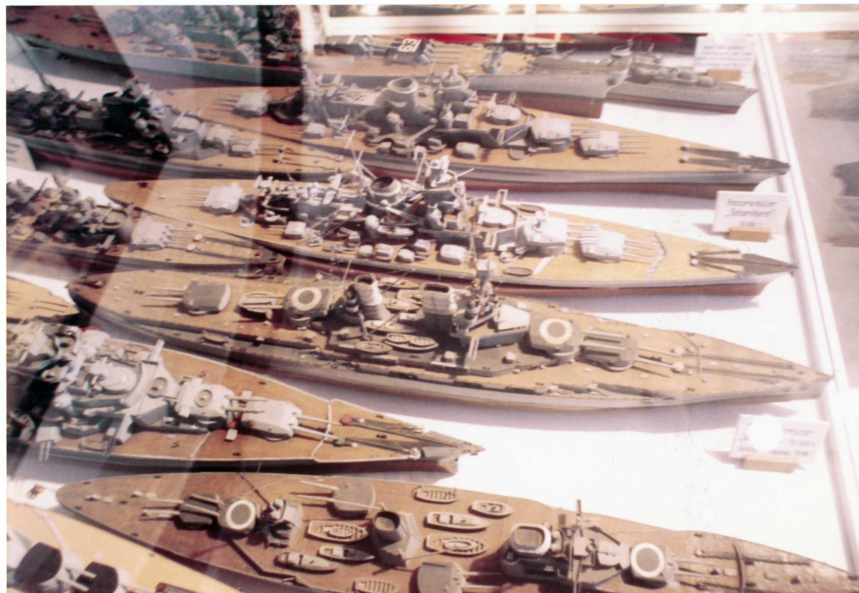 Captain’s model room Kiel – Battleships & Knights