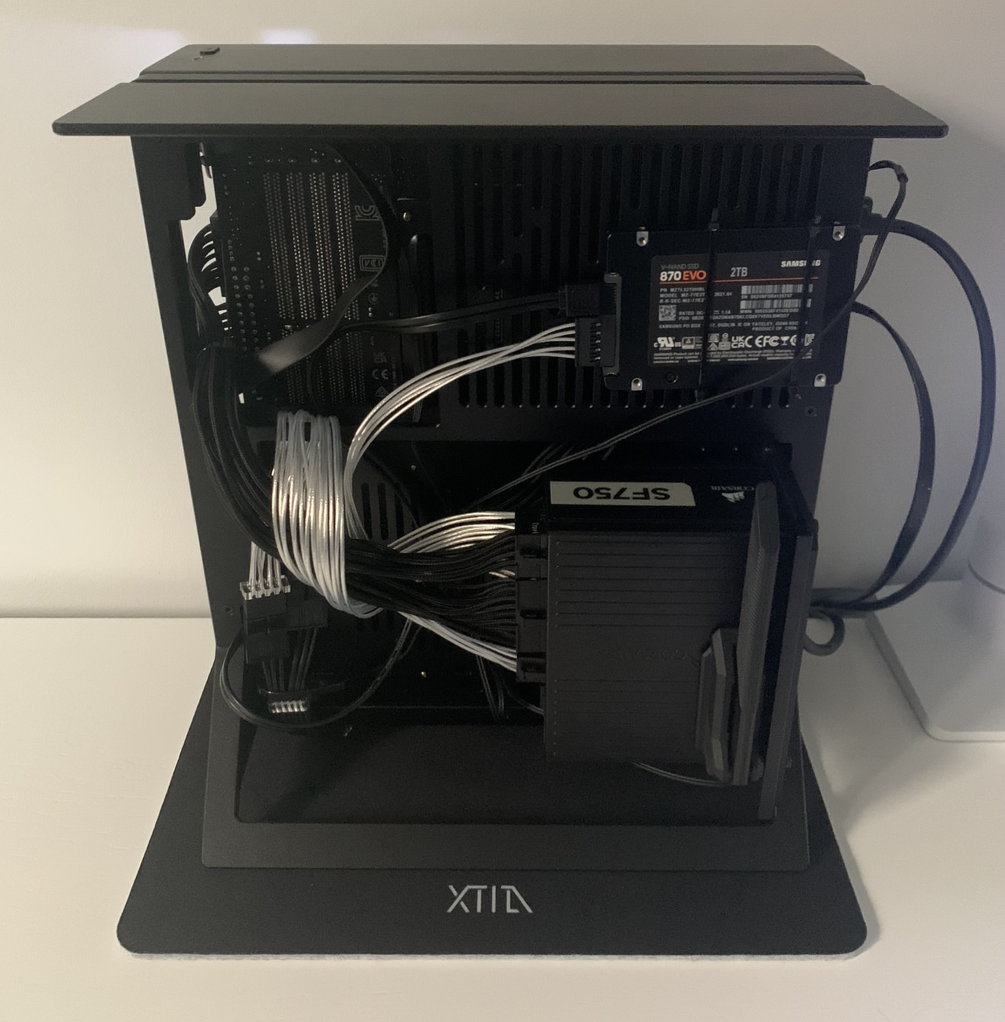 Xtia Xproto-ATX Build : r/sffpc