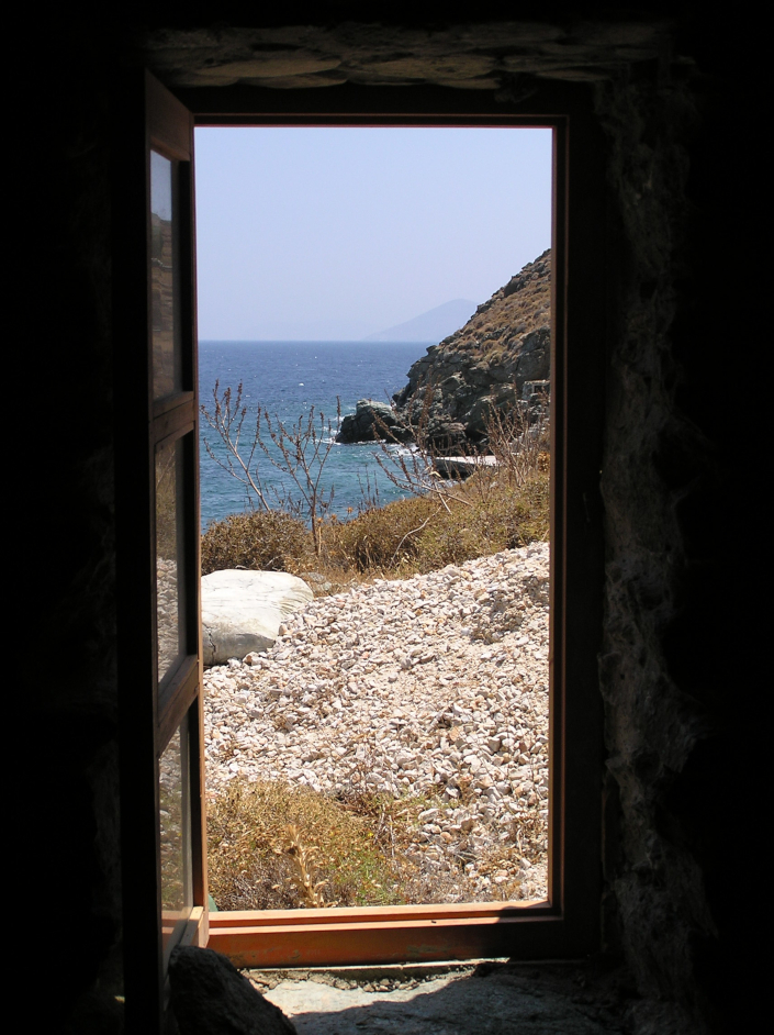 Εσείς κάνετε ντους ή ντουζ; Ντουζάκι ή ντουσάκι; Στη ντουζιέρα ή στη ...