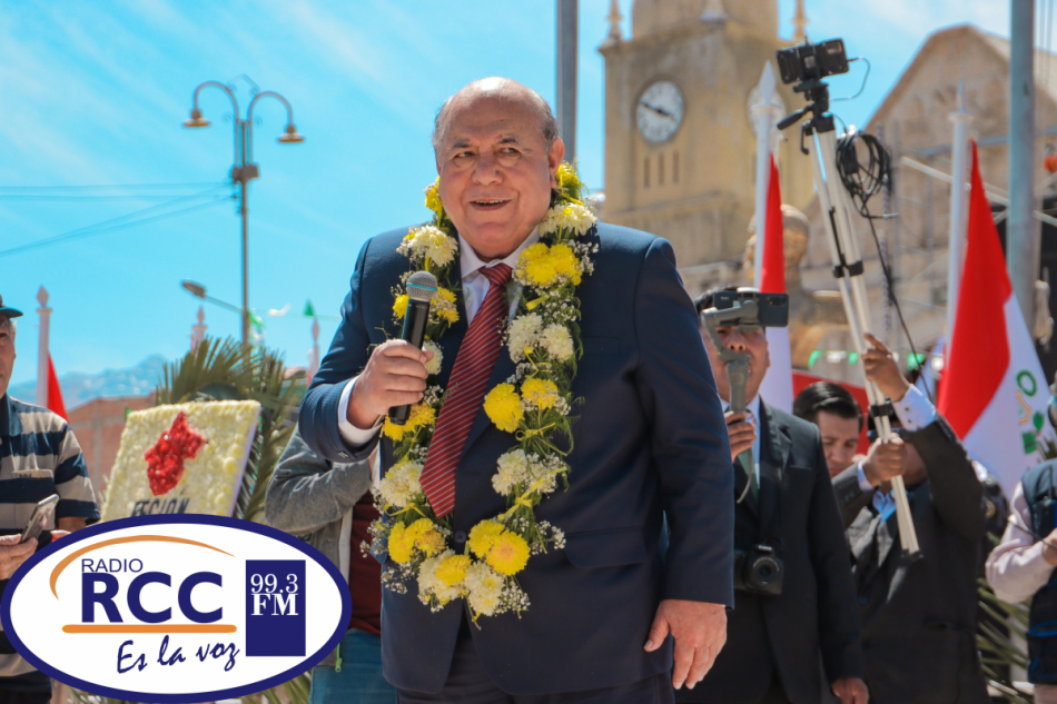 LUIS TORRES FIRMA CONVENIO PARA FINANCIAR EL MEJORAMIENTO DEL CIRCUITO ...